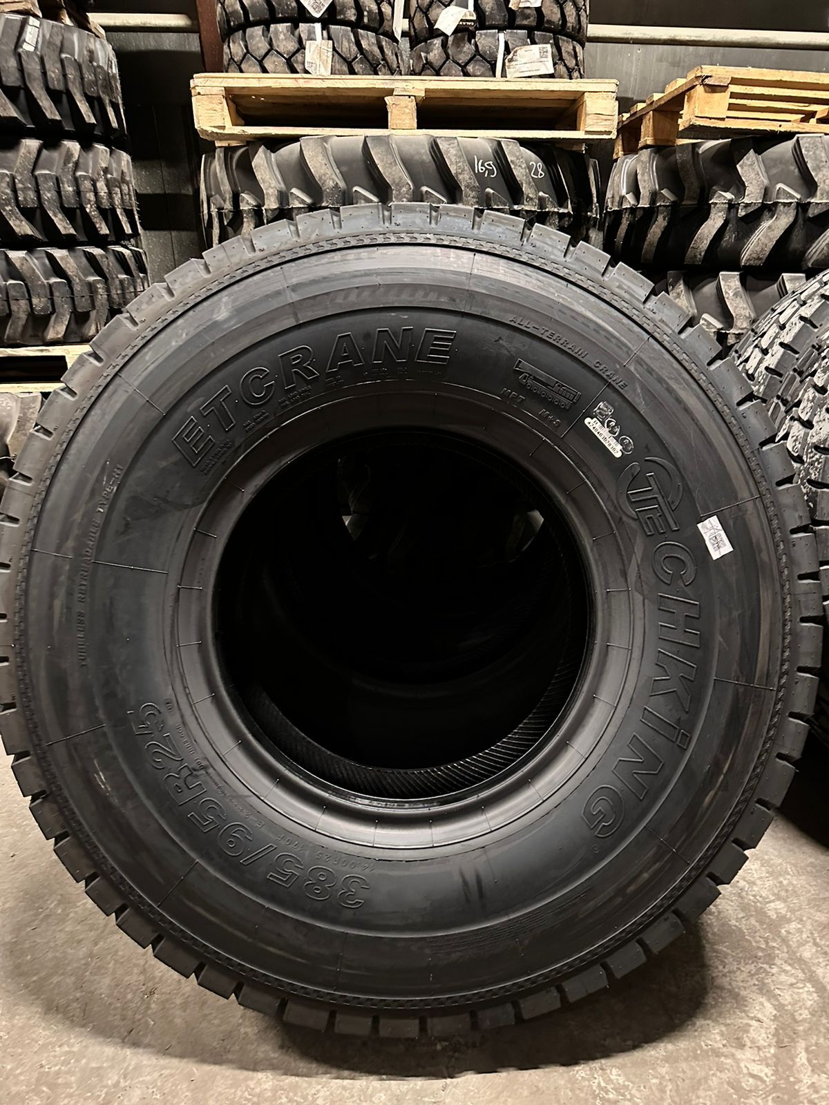 Купить шину 14.00R25 Techking Etcrane 2 *** TL 170F H1 E2 в Санкт-Петербурге | Автограф